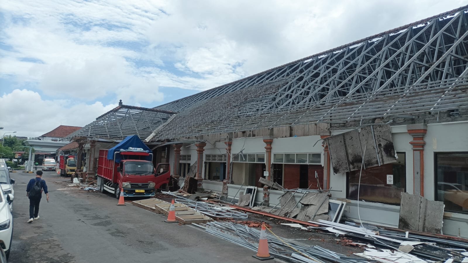 Gedung RSUD Wangaya Dibongkar, Persiapan Bangun Poliklinik dan Gedung Rawat Inap - Sekilas Media
